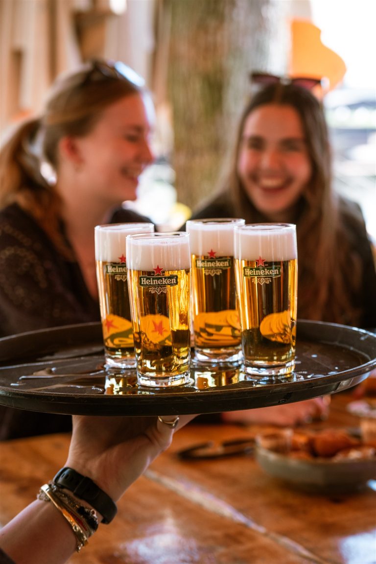 Contact | Café Vader Kleinjan Rotterdam